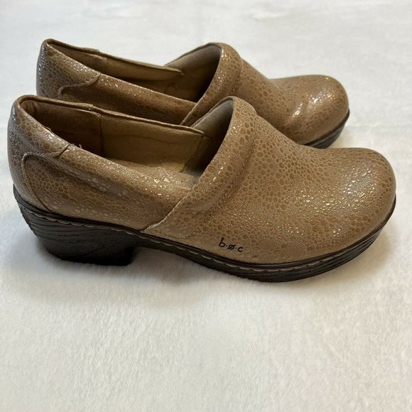 boc | Shoes | Boc Pebbled Gold Tan Clog 9m Comfort Excellent Condition ...
